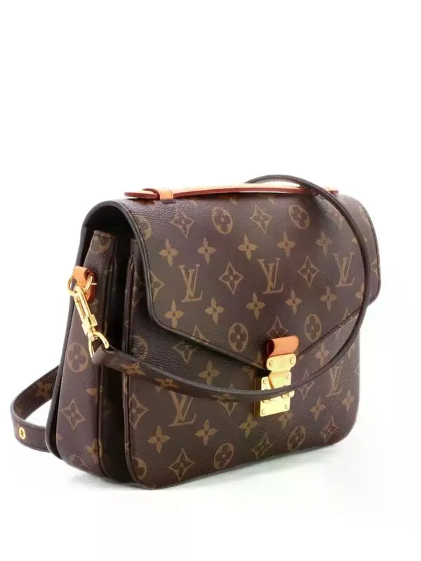 LOUIS VUITTON Pochette Metis Monogram Canvas Crossbody Bag