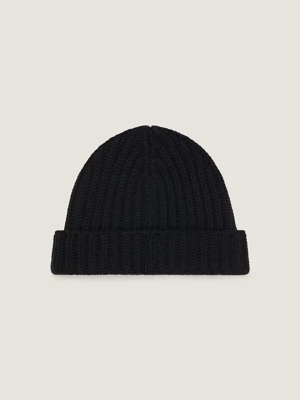 Givenchy Beanie In Wool With Pin