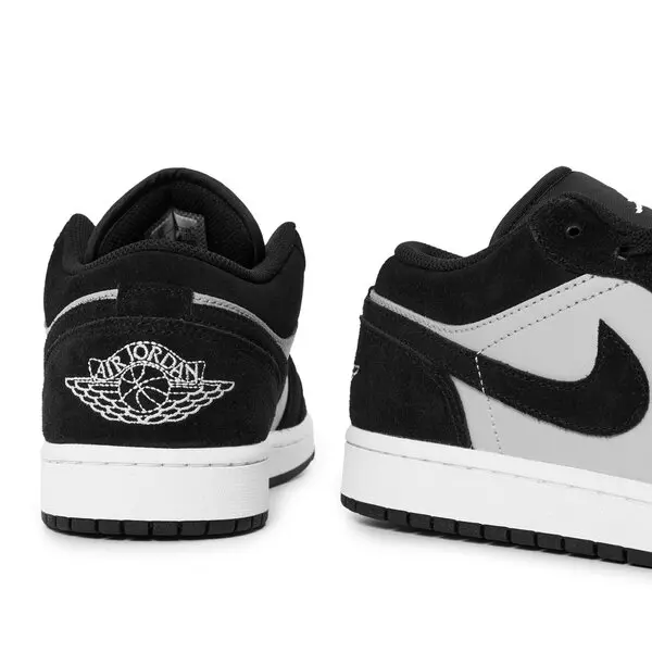 Nike Air Jordan Low-top Sneakers