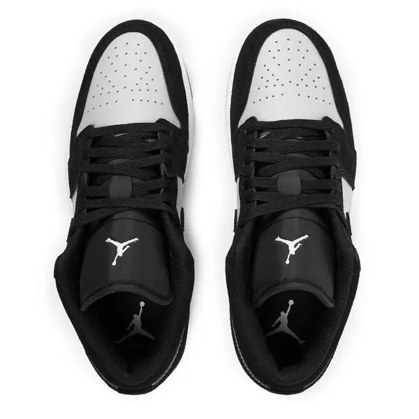 Nike Air Jordan Low-top Sneakers