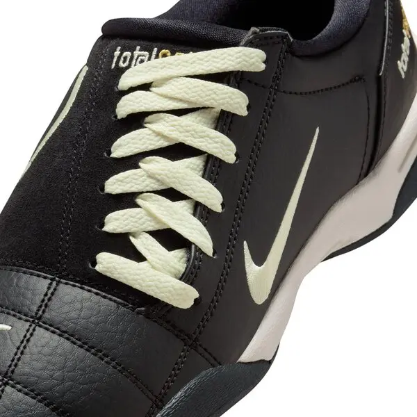Nike Simple Sports Sneakers