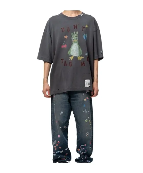 Mihara Yasuhiro Leon Graffiti Print T-shirt