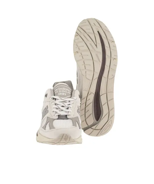 NEW BALANCE 991v2 Sneakers - White