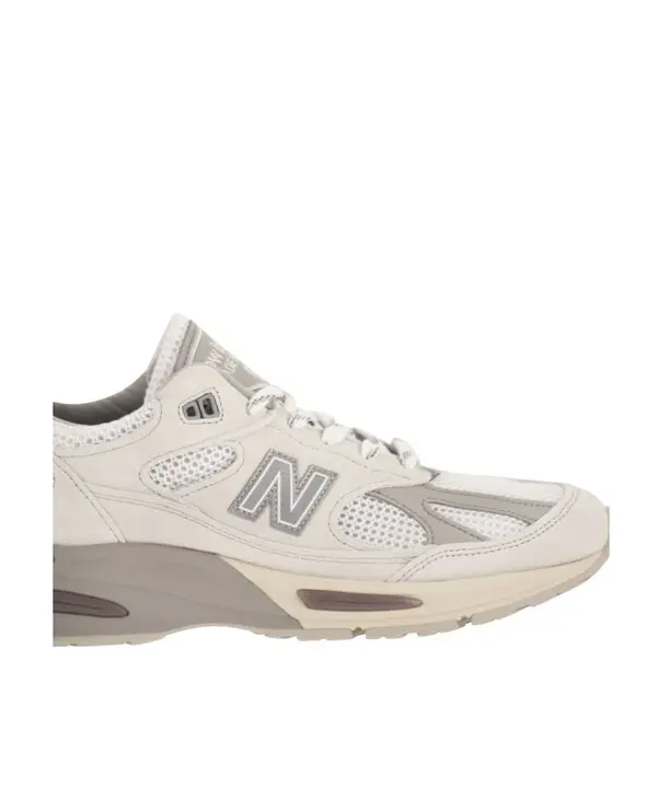 NEW BALANCE 991v2 Sneakers - White