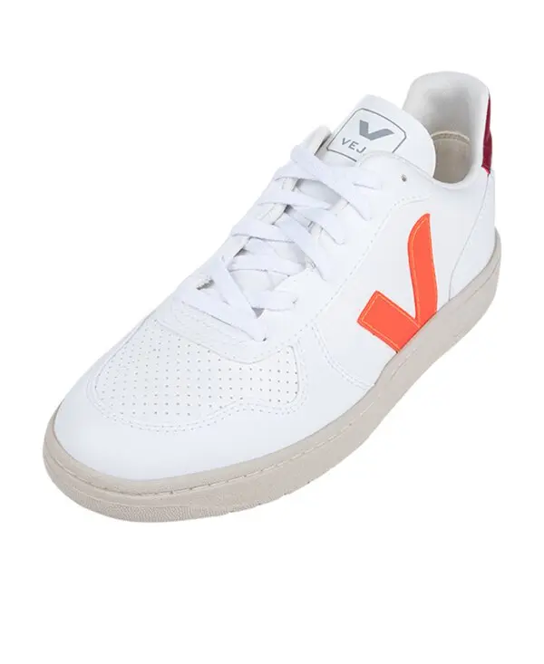 VEJA Casual Sneakers With Logo Details - White