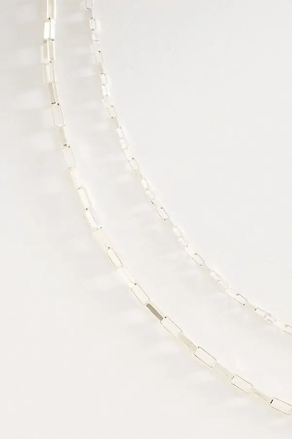 HEATHER HAWKINS Draped Drawn Box Cha Necklace - Silver