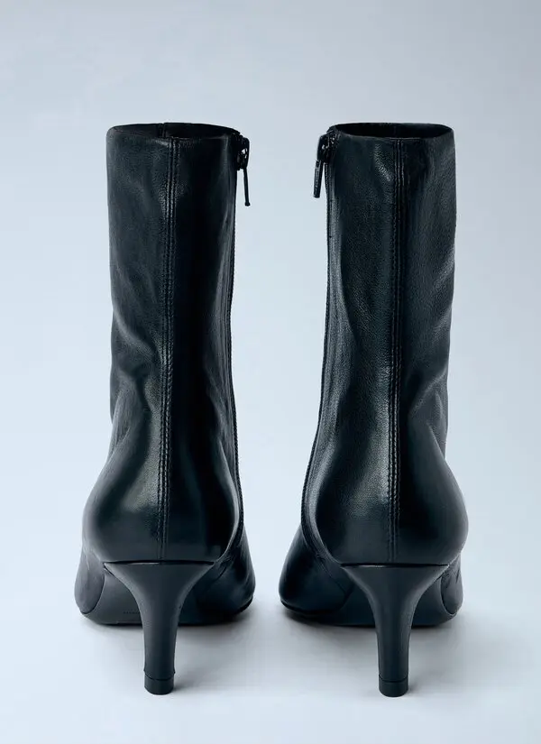 JUDE Cave Ankle Boots