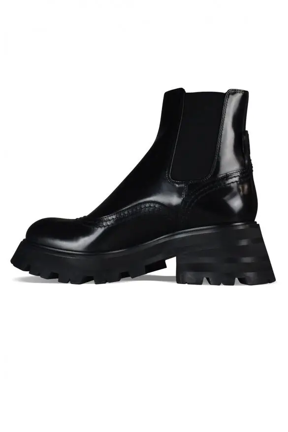 Alexander McQueen Wander Chelsea Boots