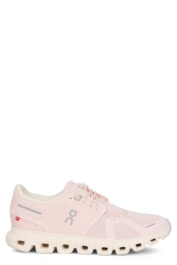 On Espira Training Sneaker - Pink