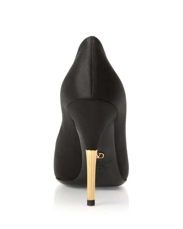 Valentino Garavani Pointed Leather Pumps