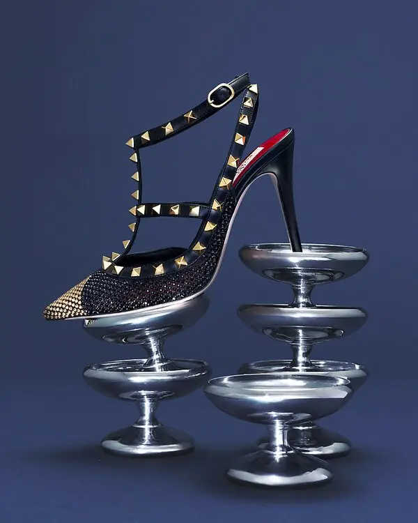 Valentino Garavani Studded Leather Ankle Strap Pumps - Black/gold
