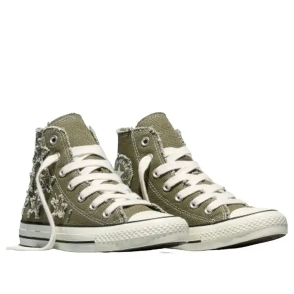 CONVERSE Chuck Taylor All Star Hi Distressed Stars