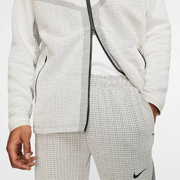 Nike Sportswear Tech Pack Windrunner Full-zip Hoodie - Light Bone/black