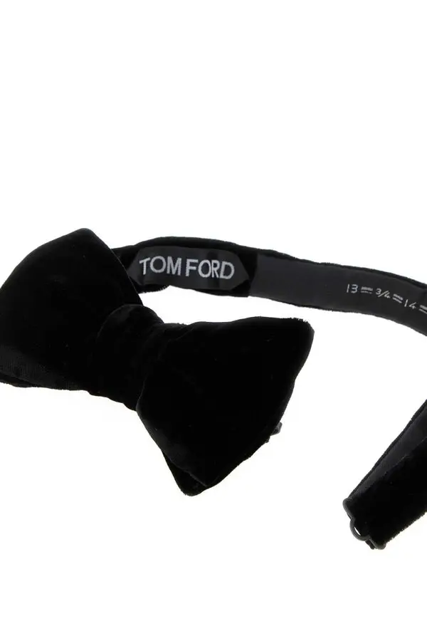 TOM FORD Viscose Fluid Velvet Bowtie