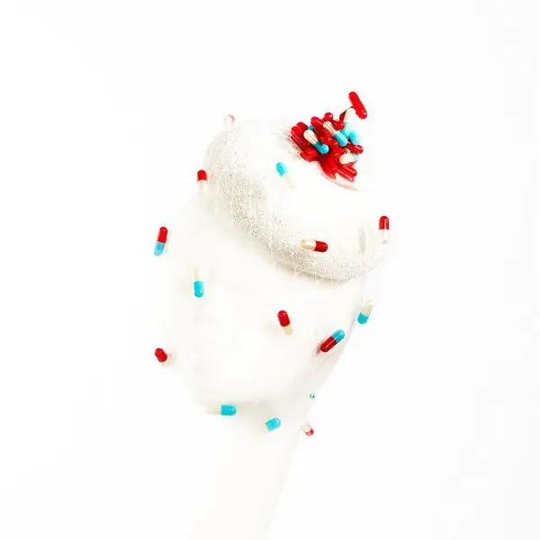 Victoria Grant White / Red / Blue The Morning After - White/red/blue