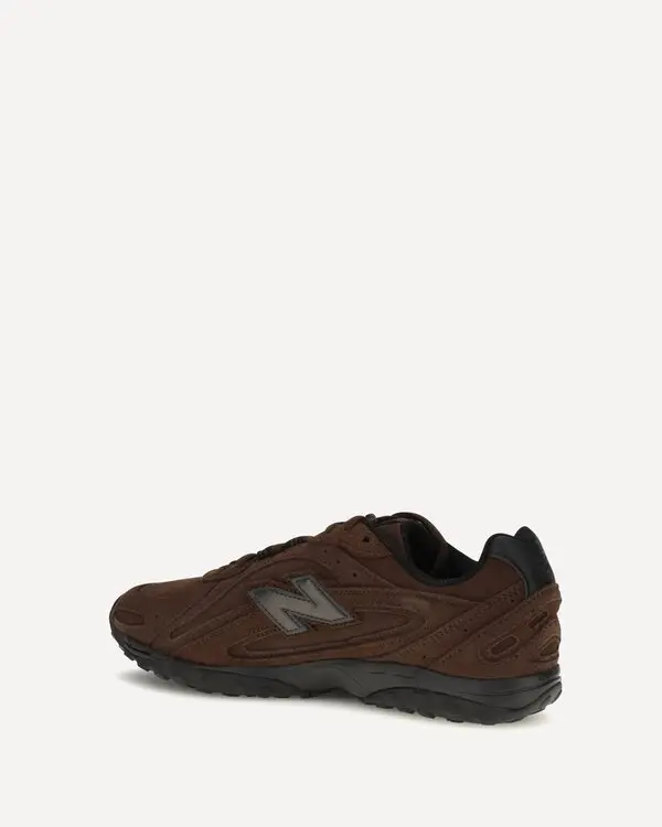 NEW BALANCE 204l Sneakers - Brown