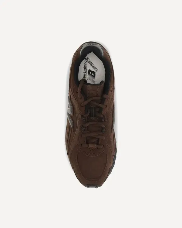 NEW BALANCE 204l Sneakers - Brown