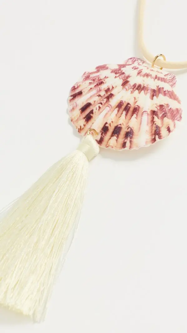 LOGAN TAY Scallop Shell Tassel Necklace