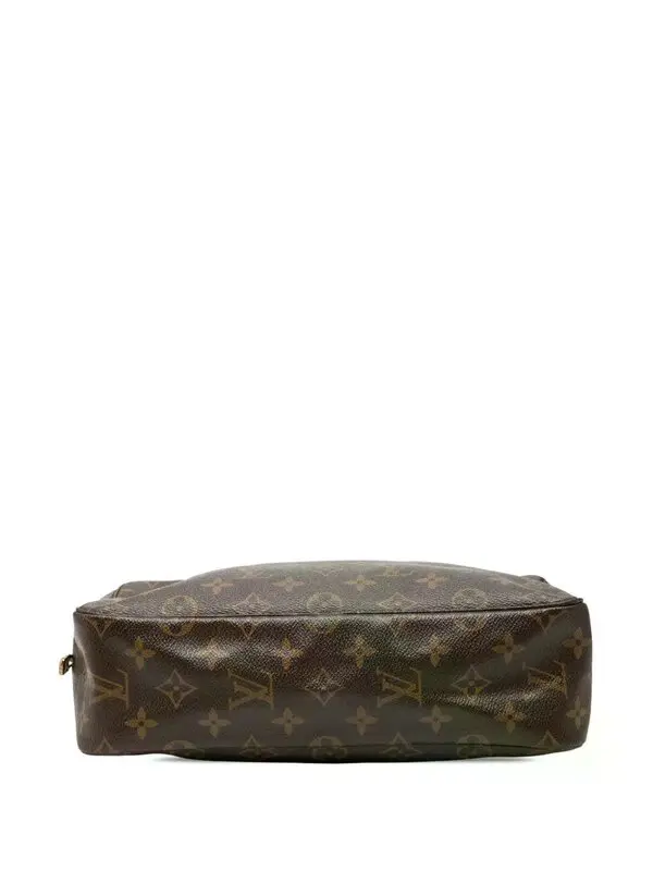 LOUIS VUITTON Monogram Trousse Toilette 28 Clutch Bag