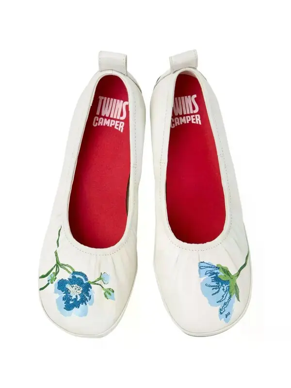 Camper Right Left Twins Floral-embroidered Pumps - White