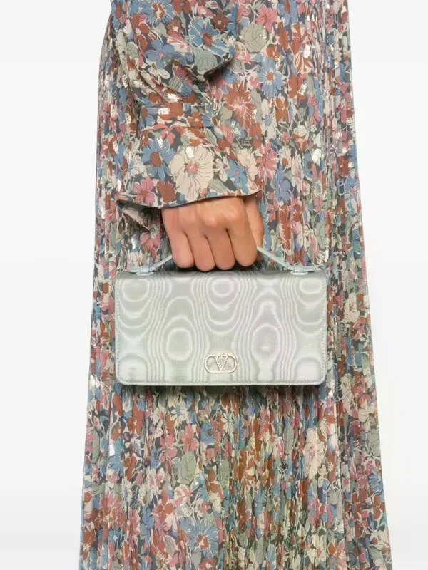 Valentino Garavani Logo-plaque Clutch Bag