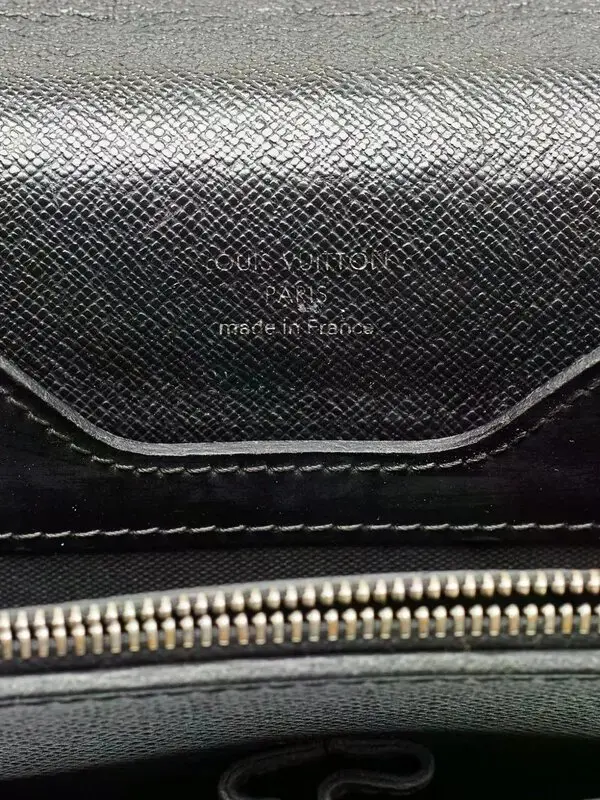 LOUIS VUITTON 2009 Robusto Briefcase