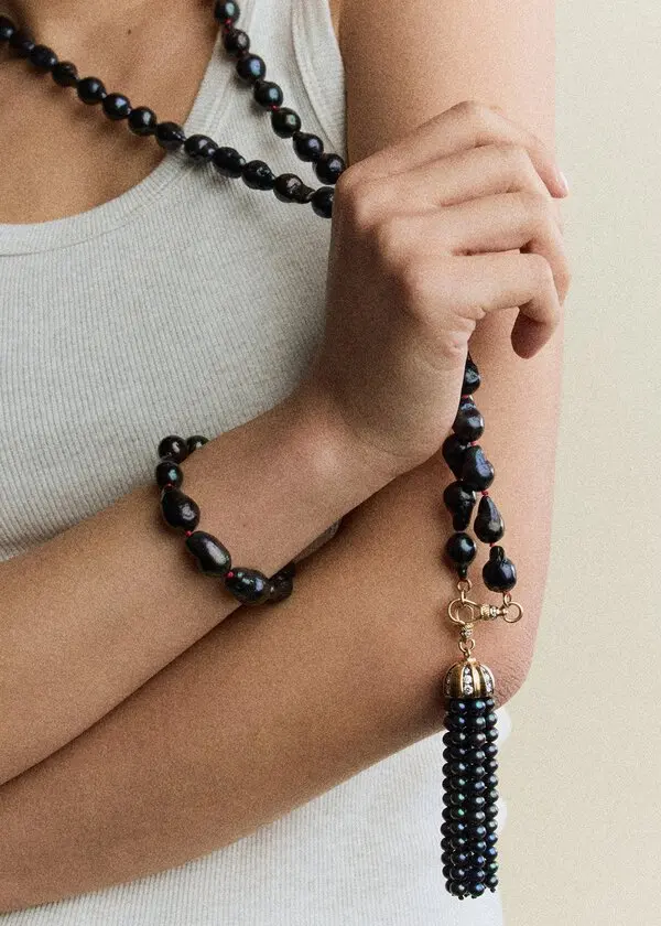 LUCY DELIUS Nyx Long Baroque Pearl Necklace