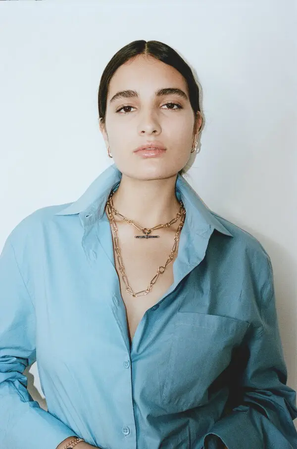LUCY DELIUS The Sapphire Connection - Blue