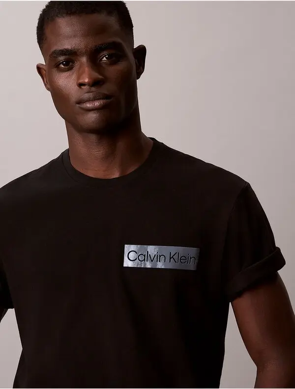 Calvin Klein Garment-washed Graphic Logo Tee - Black