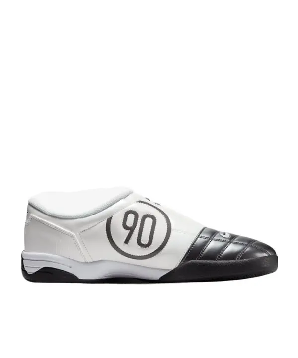 Nike Total 90 Lace-up Sneakers