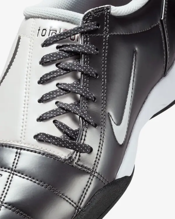 Nike Total 90 Lace-up Sneakers