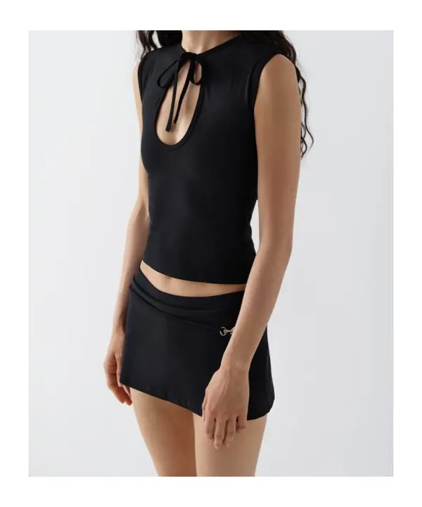 Gimaguas Anis Tie-front Sleeveless Top