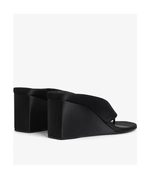 Alaïa Wedge Thong Sandals
