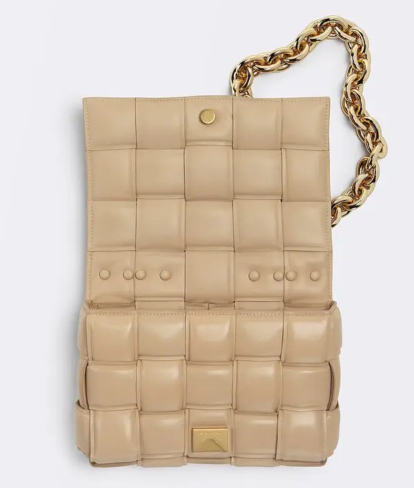 Bottega Veneta The Chain Cassette Shoulder Bag - Nude