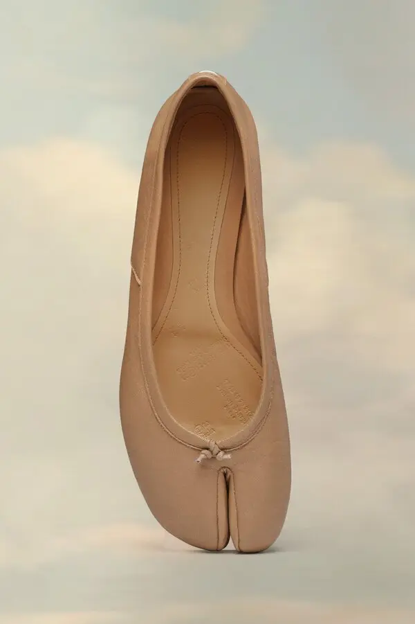 MAISON MARGIELA Tabi Ballet Flats