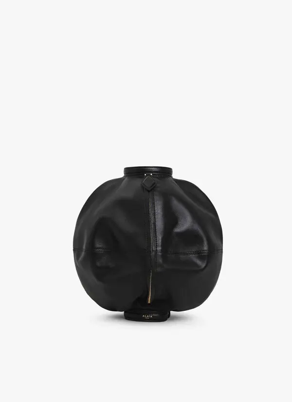 Alaïa Paneled Polished Leather Clutch - Black