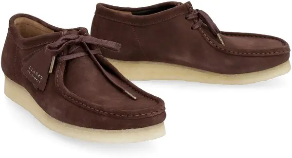 Clarks Wallabee Round Toe Lace-up Boots
