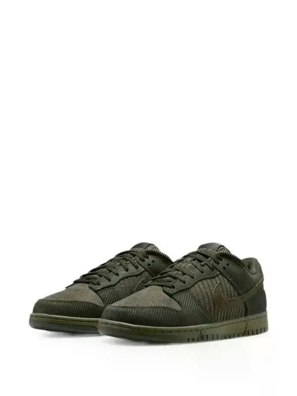 Nike Dunk Low Retro Premium Sneakers