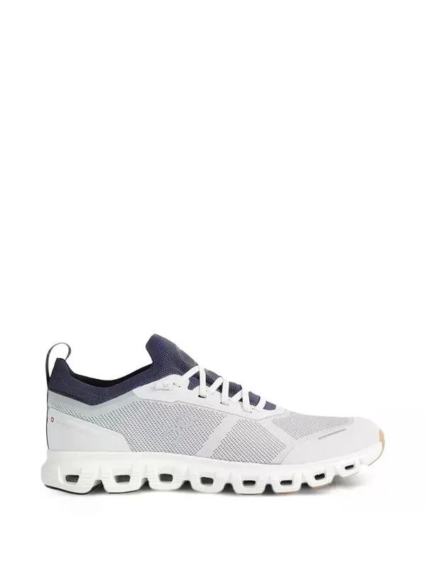 On 6 Versa Sneakers