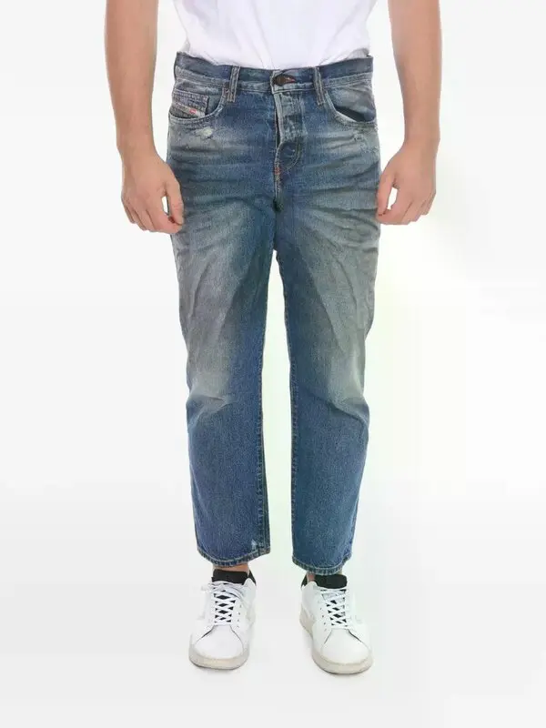 DIESEL® 2020 D-viker Distressed Jeans