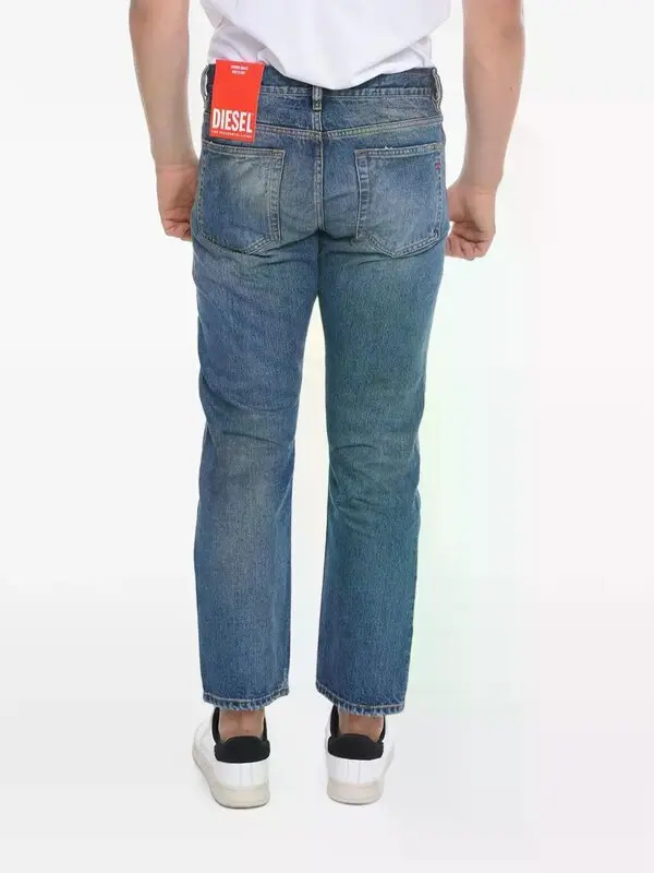 DIESEL® 2020 D-viker Distressed Jeans