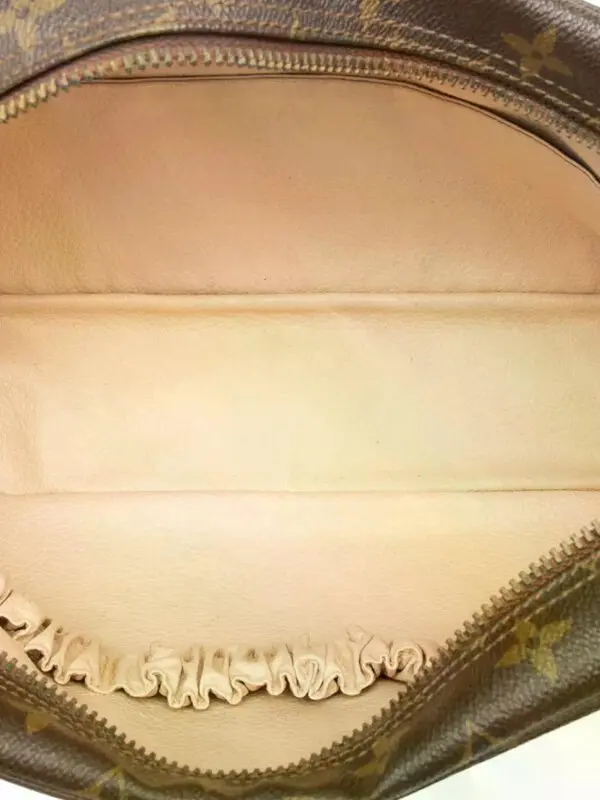 LOUIS VUITTON Monogram Trousse Toilette 28 Clutch Bag
