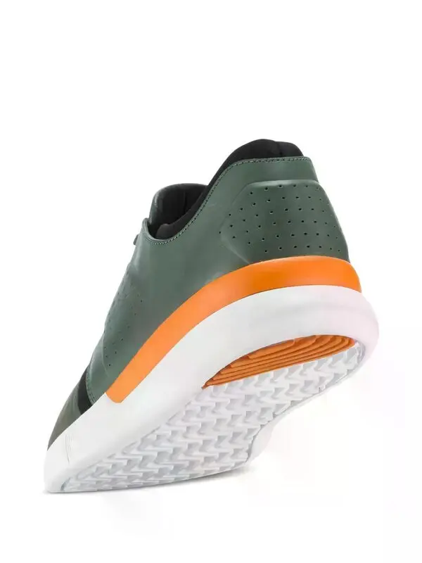 Under Armour Low Sneakers
