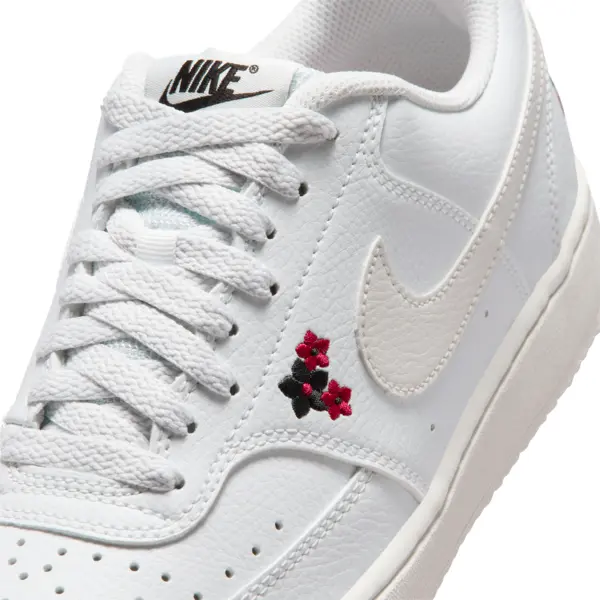 Nike Court Vision Low Se Sneakers - White