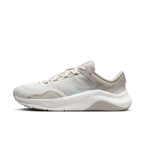 Nike Legend Essential 3 Next Nature Workout Shoes