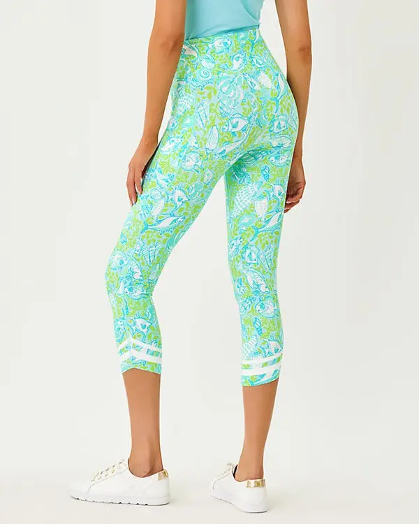 Lilly Pulitzer® Upf 50+ Luxletic 21" Weekender High Rise Crop Legging In Size