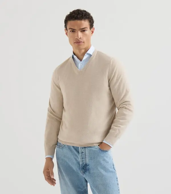 Brunello Cucinelli Cashmere V-neck Sweater - Beige