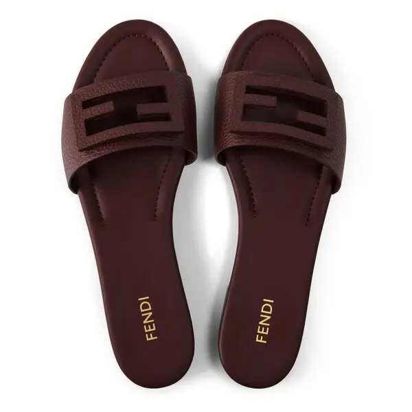 Fendi Grain Leather Slide Sandals