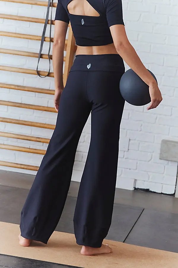 Free People Quick Step Ribbed Bubble Pant - Black