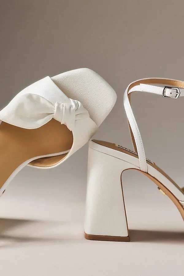 Badgley Mischka Yuki Bow Platform Sandals - White